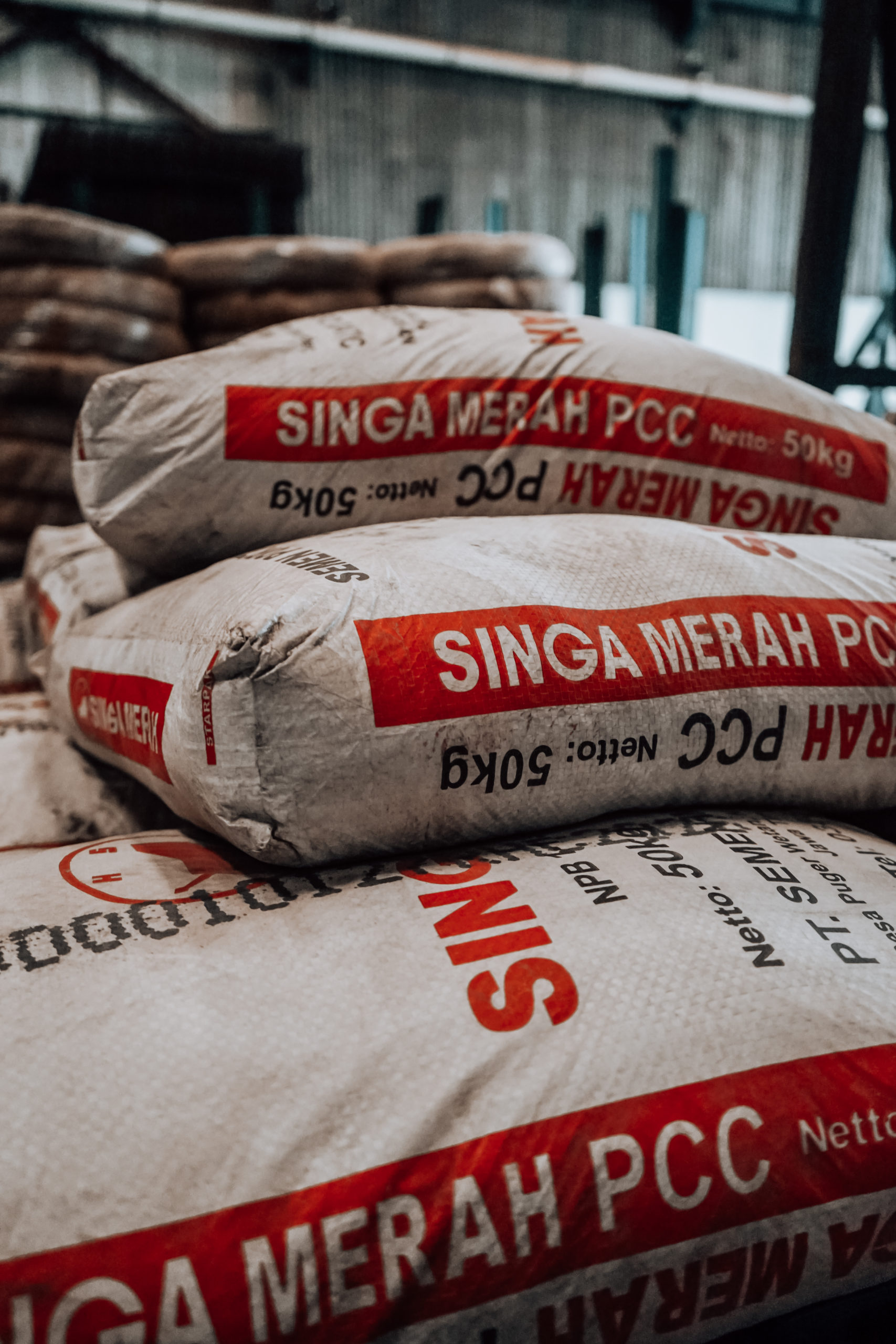 Cement singa merah - Rangka Raya
